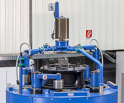 Table-type ring rolling machine for 500 mm rings - SMS group GmbH