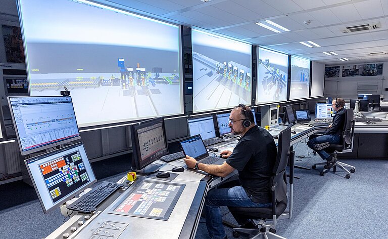 Digital commissioning of automation systems with X-Pact® Plug & Work ...